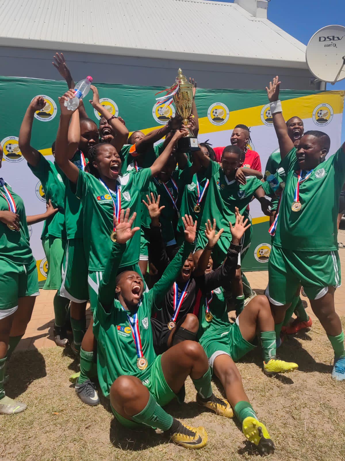 'Magical Mooki' and his Ladies kept on hunting until they reached their ...