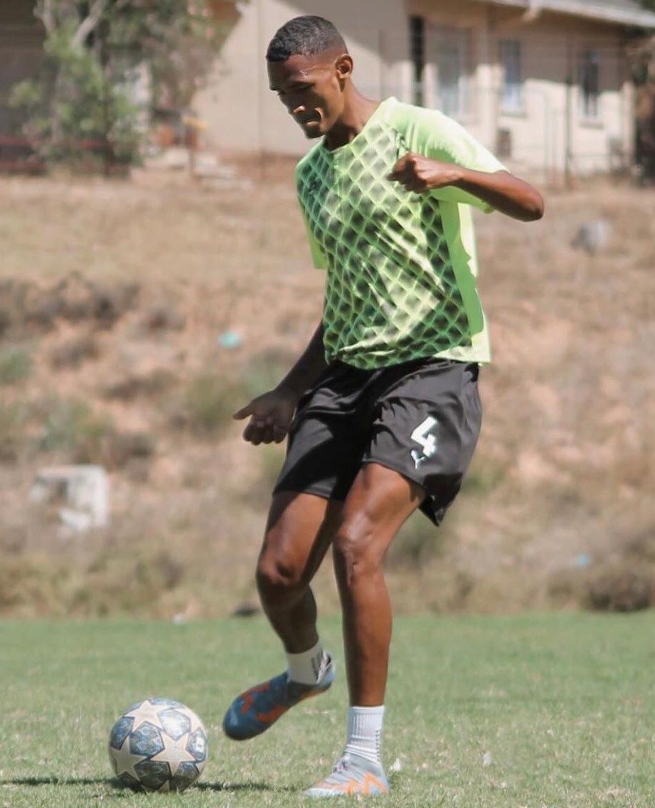 Mario says favourites Clarewood will run its own race in "roller ...