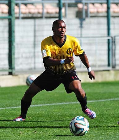 Sopio (34) not on holiday at Seaside - ready to prove himself again ...