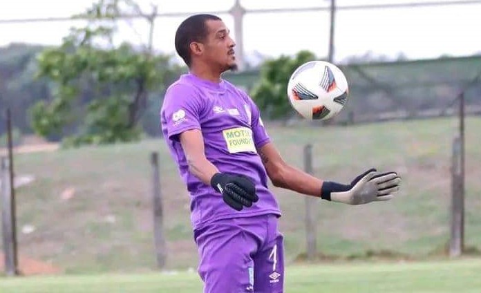 Twakkies puts his hand up in goal for FN Rangers with Vyver lurking ...